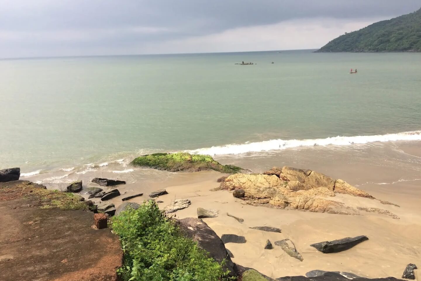 Small Hell Beach Gokarna (Location, Activities, Night Life, Images, Facts & Things to do ...